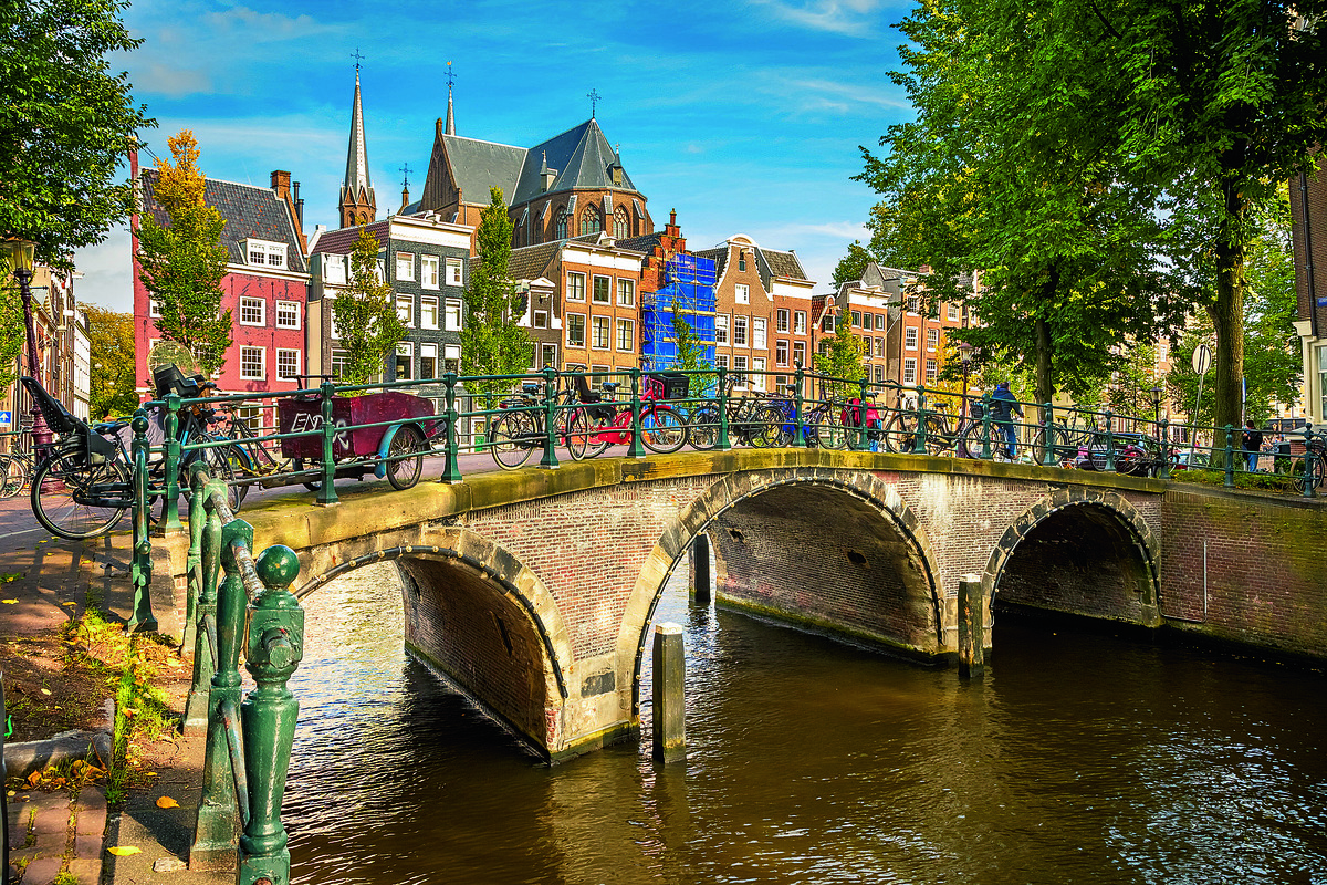 MS CHARLES DICKENS: Der ganze Rhein für uns allein